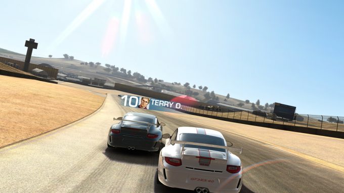 Efsane yarış oyunu Real Racing 3 için kahreden haber geldi! Mağazadan ...