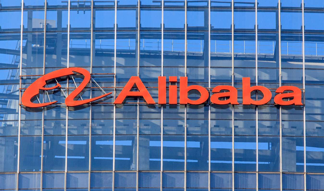 Alibaba Group, katlanabilir akıllı telefon patenti aldı - Hardware Plus ...