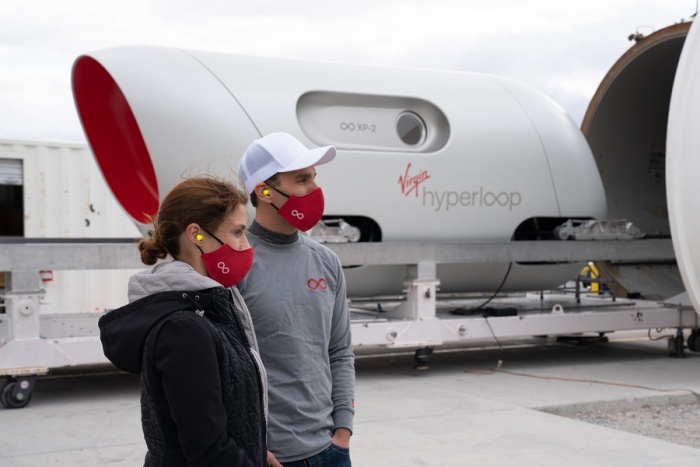 Virgin Hyperloop ilk insanlı testini gerçekleştirdi! - Hardware Plus - HWP