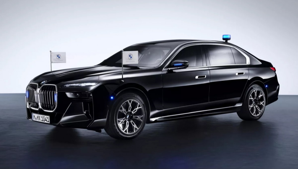 Zırhlı ve Elektrikli: BMW i7 Protection - Hardware Plus - HWP