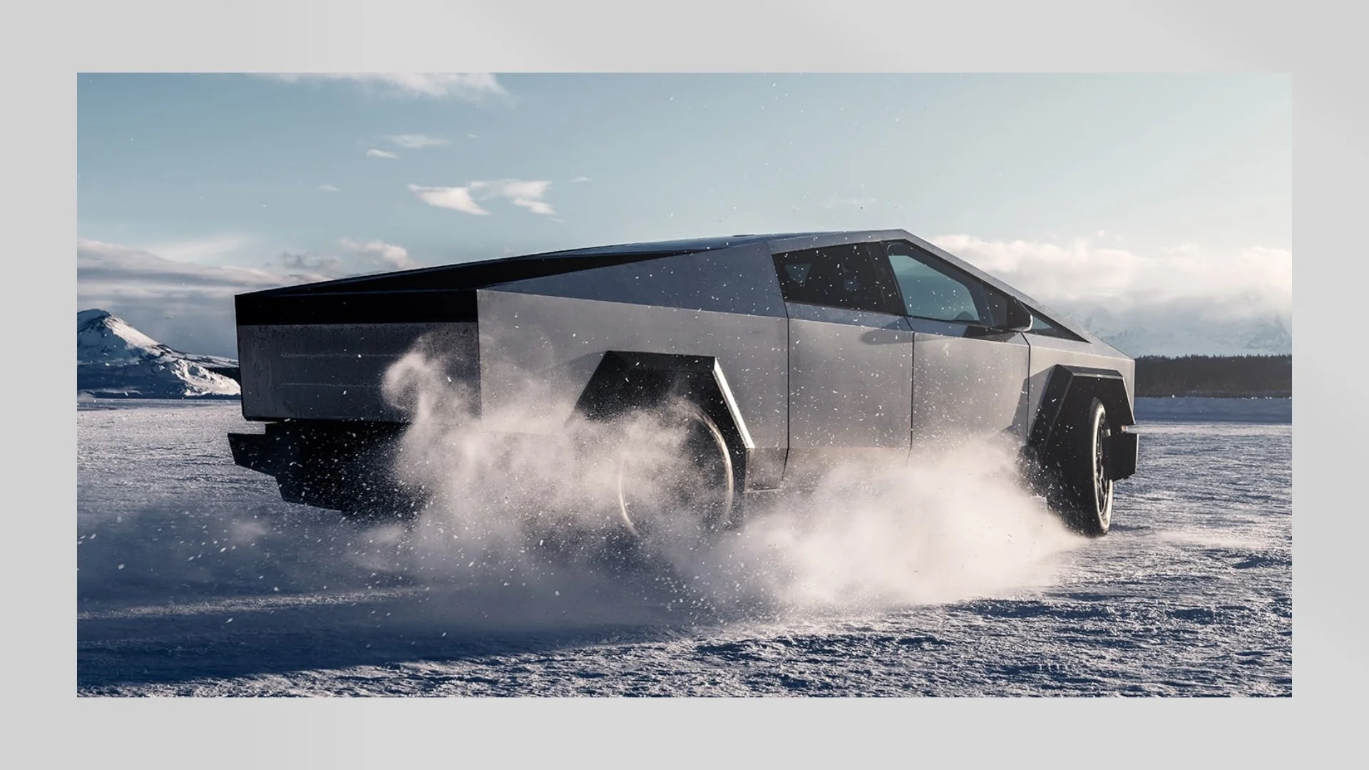 Tank gibi araba Tesla Cybertruck Türkiye'de görüntülendi - Hardware ...