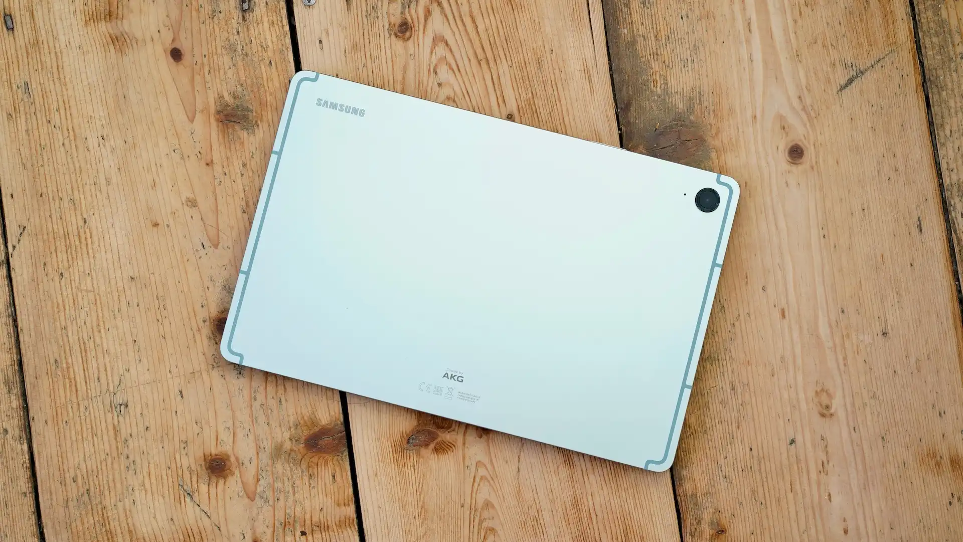 Galaxy Tab S10 FE+ ekran özellikleri ve görüntüsü sızdırıldı ... Galaxy Tab S10 FE+ ekran özellikleri ve görüntüsü sızdırıldı ...